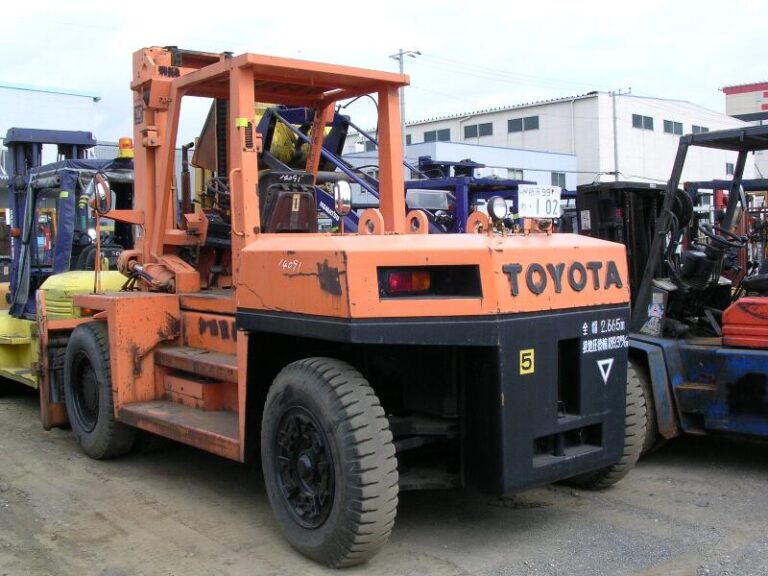 Toyota 11.5 tons - King Ley Machinery Pte Ltd.